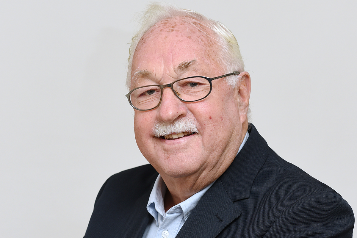 In memoriam: Gerrit Malkus (met rouwkaart) | csv Apeldoorn