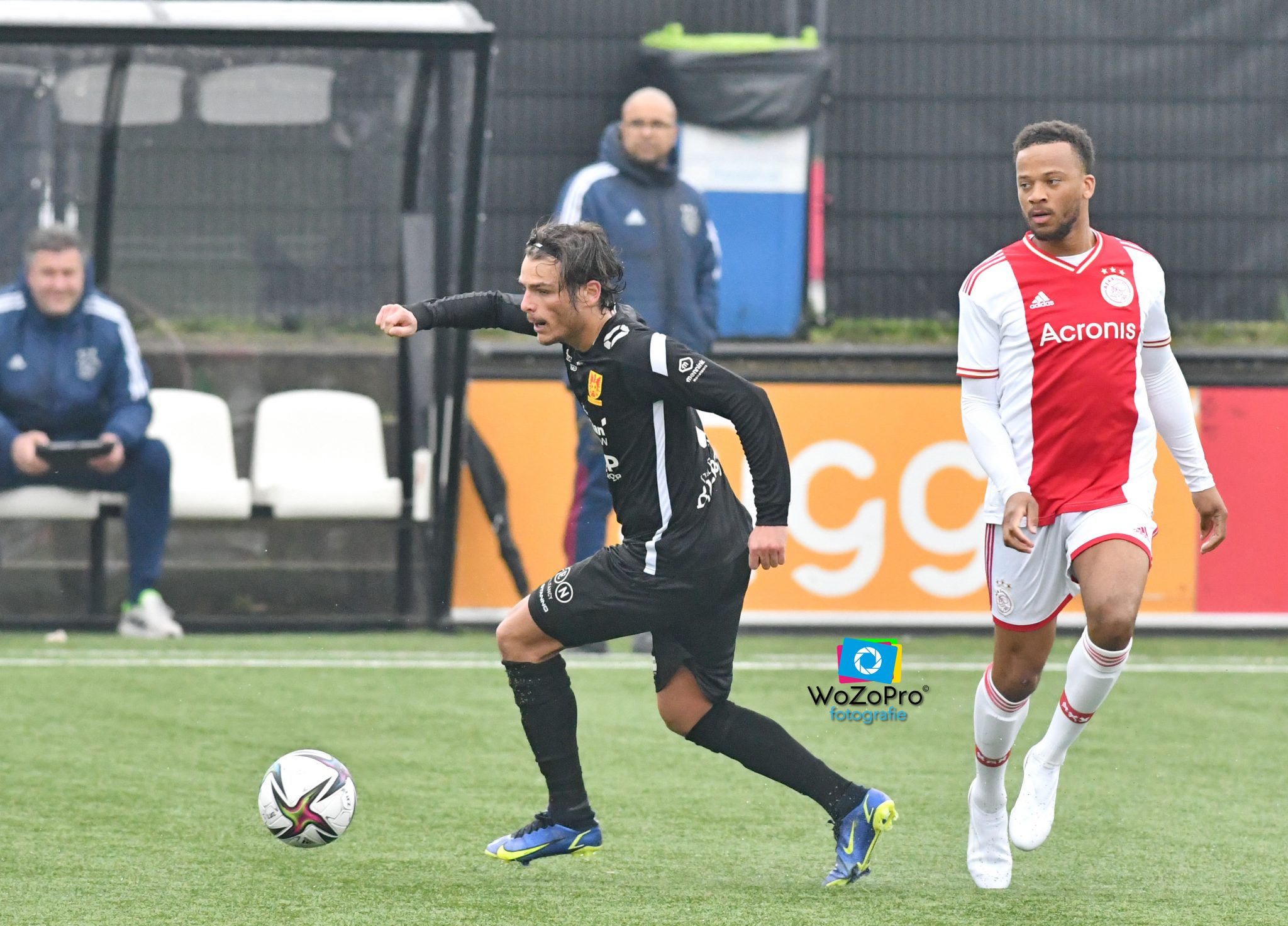 csv Apeldoorn op nacompetitieplek na nederlaag bij Ajax | csv Apeldoorn